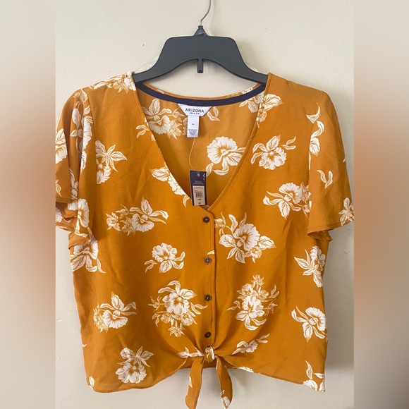 Arizona Jean Company | Tops | Arizona Crop Top Floral | Poshmark